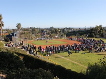 Home [www.pointlomalittleleague.com]